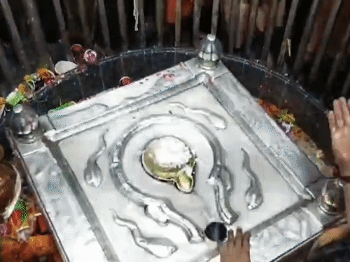 Kanpur Juuna Akhada Mahanth Welcomes Mahakal Giri Maharaj; Rudraksha ...