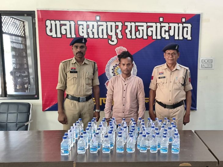 Rajanandgaon Police Seize 85 Bottles Desi Sharab, Bike; Arrest Accused