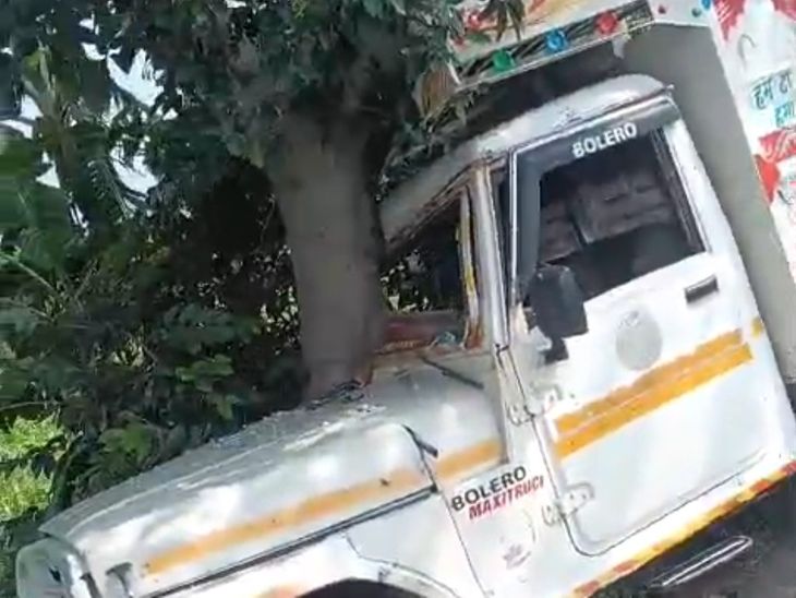 Chandousi Accident: Four Injured in Pickup & E-Rickshaw Collision