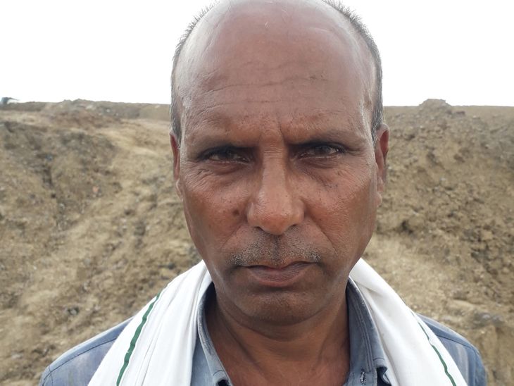 Farrukhabad Rajepur PRD Jawan Suicide | Mango Tree Death
