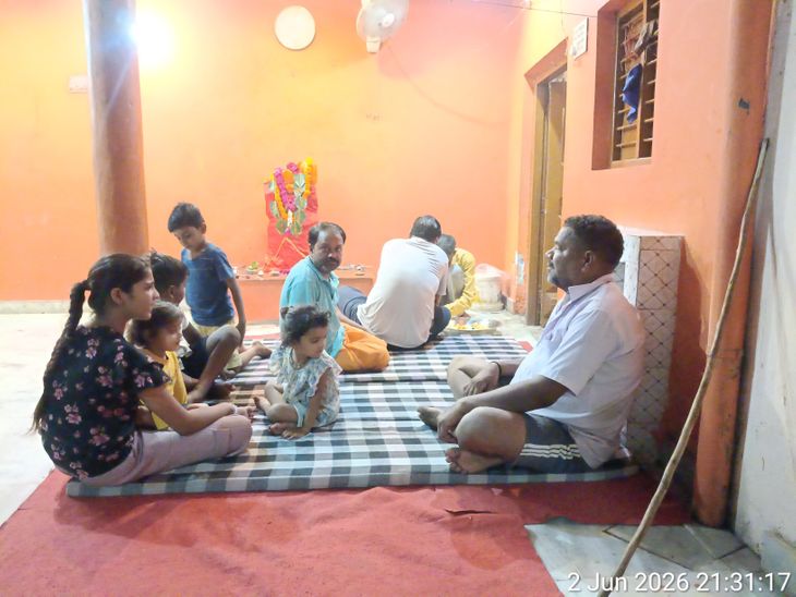 Bareilly Sarv Samaj Hanuman Chalisa Aarti Prasad Panchva Bada Mangal