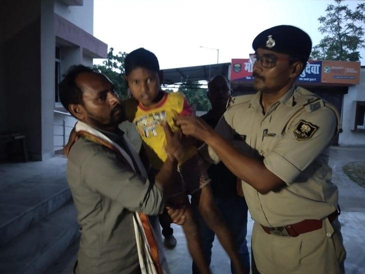 Lost Child Found by Basudeva Police in Buxar