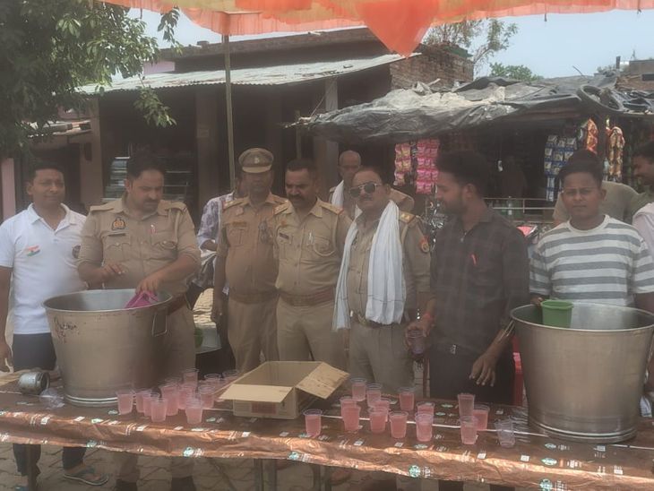 Nadigaon Police Serve Sharbat | Heat Relief For Travellers