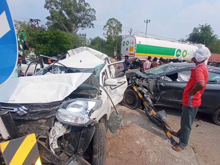 Kanpur-Jhansi Highway Accident: Truck-Dumper Collide, Cars Wrecked