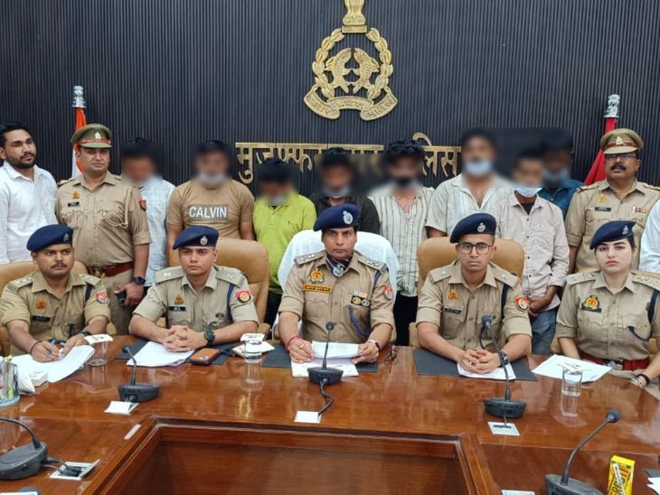 Jansath Police Seize 20,430kg Fertilizer; 8 Held for Urea Black Marketing