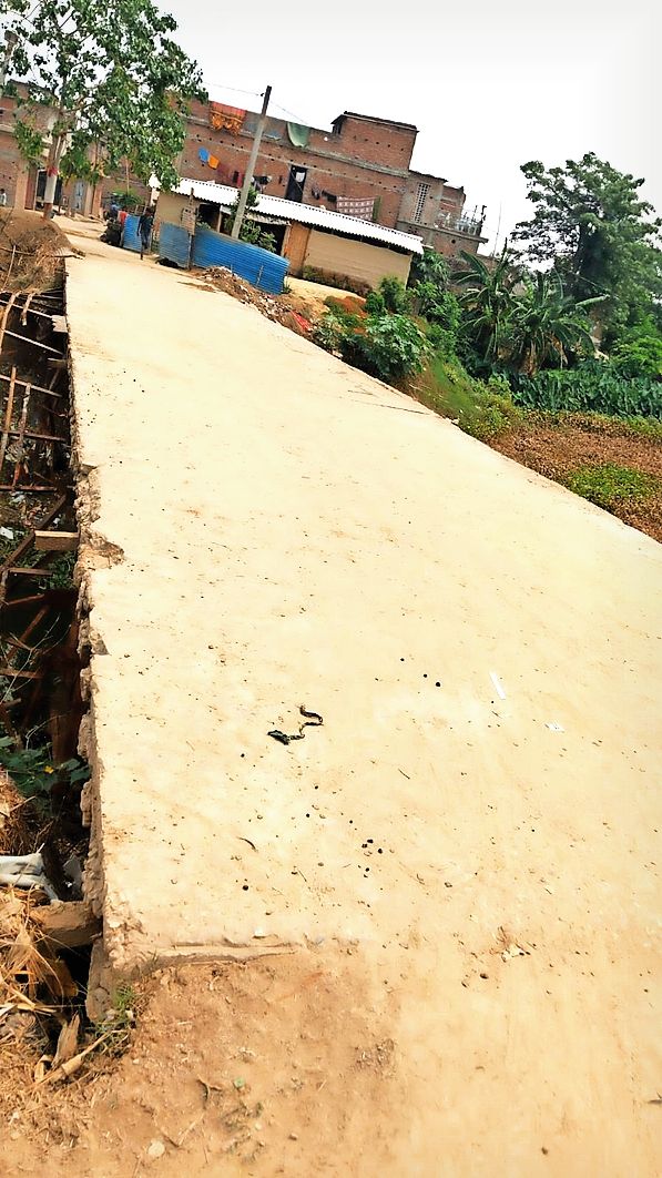 The dilapidated bridge poses a risk of accident, causing panic among ...