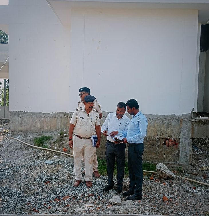 SDO got the police station building construction dispute investigated ...