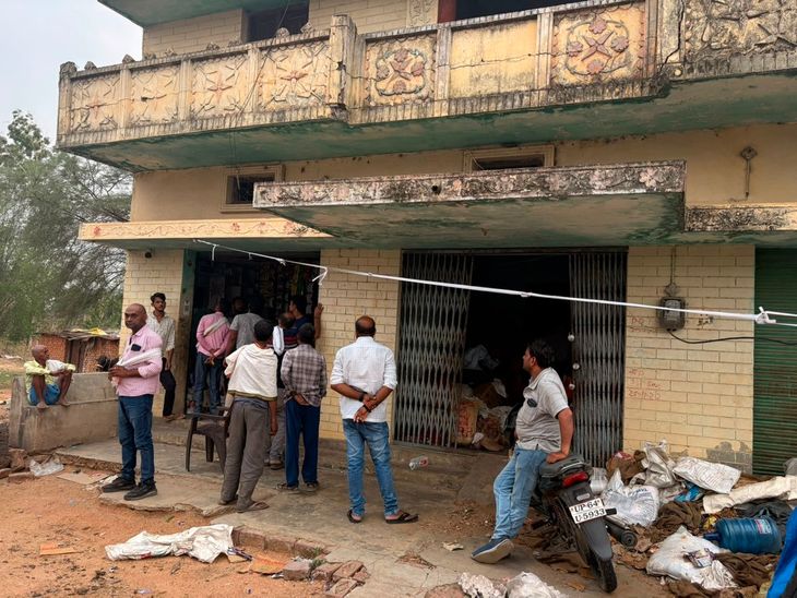 Sonbhadra Theft: Jewellery & Cash Stolen After House Shutter Broken