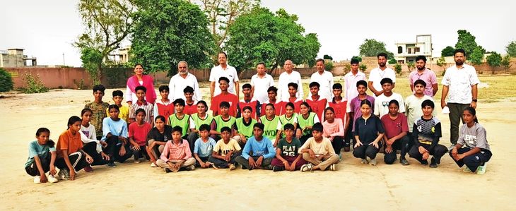 Modhunagar team tops in netball