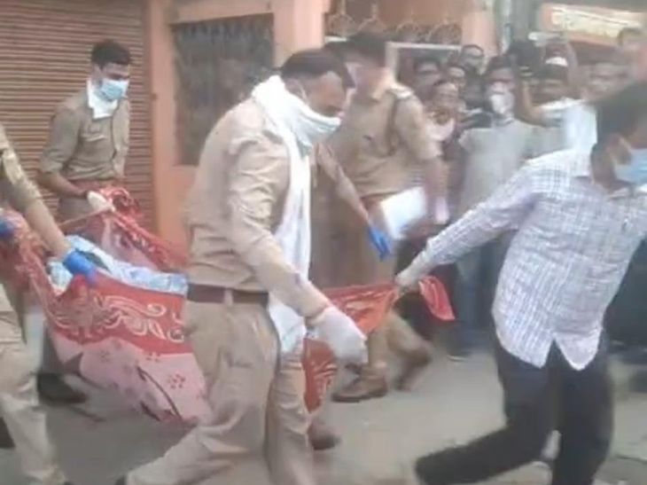 Prayagraj Triple Murder | South Malaka Businessman, Wife, Daughter Killed