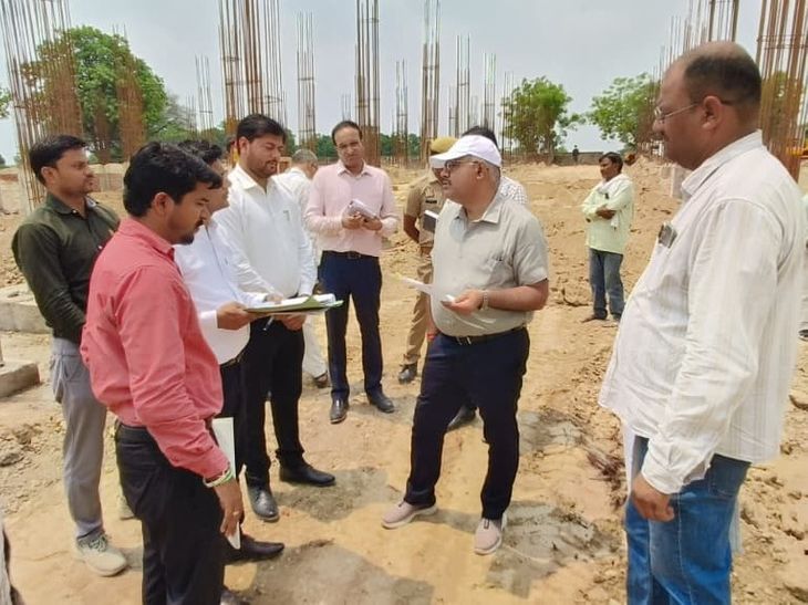 DM Jitendra Pratap Singh Inspects Kherasa CM Model School Construction