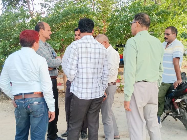 Sultanpur Lekhpal Arrested Bribe | Land Transfer | Ayodhya Anti-Corruption