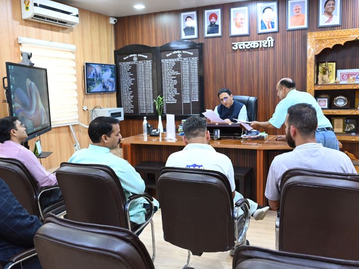 DM Discusses Voter List Revision | Seeks Cooperation