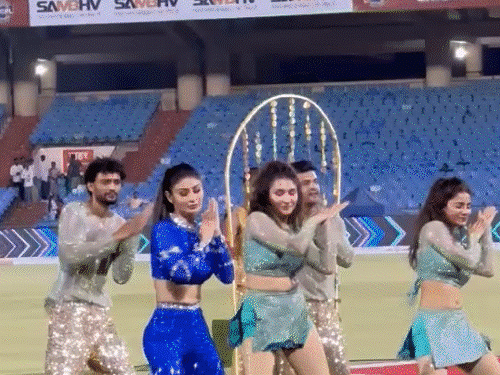 CCPL Inauguration: Raipur Rhinos vs Rajnandgaon Panthers; Mouni Roy to ...