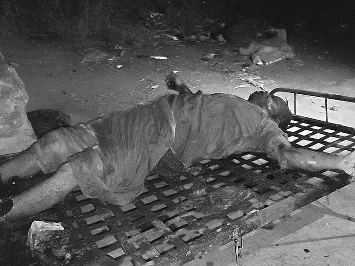 Mandsaur Temple Pond Body Found | Elderly Missing Two Days