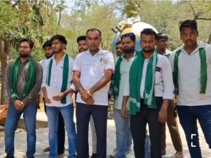 Hathras CM Health Services Demand | BKU (Amar Tikait) Memorandum