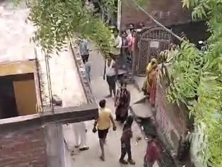 Eta Communal Clash Over Cow Burial | Police File FIR