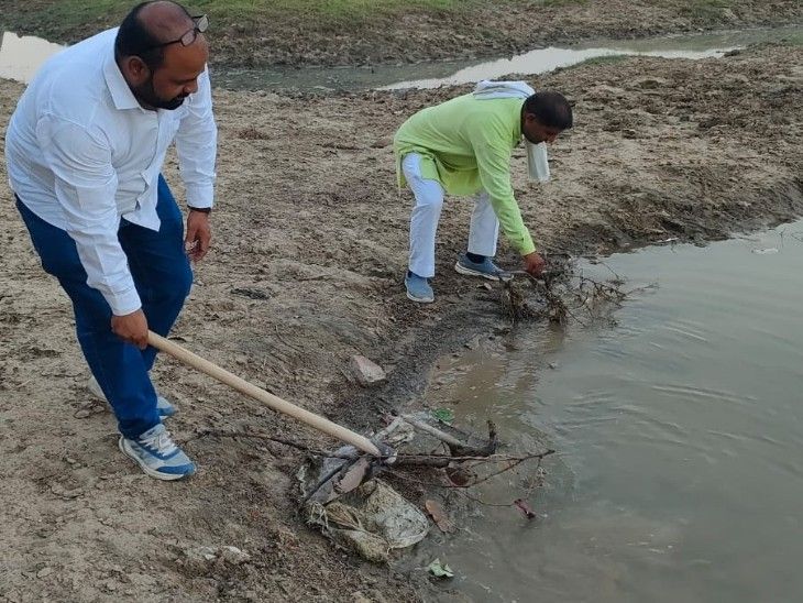 Vande Ganga Campaign: Shyamaprasad Mukherjee Mandal Cleans Pond