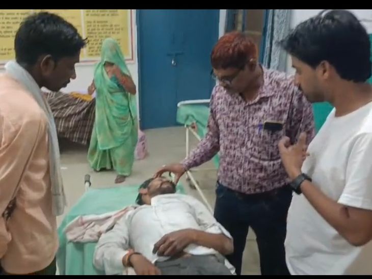 Jhansi Accident: Scooty Hits Cow, Driver Critically Injured, Cow Dies ...