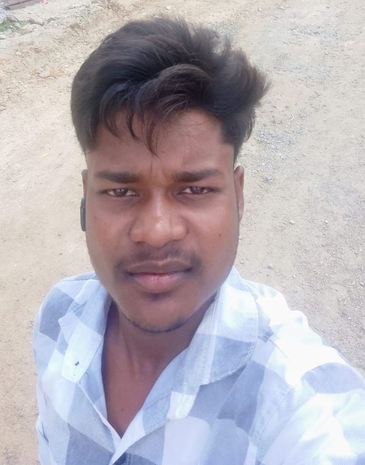 Young man injured by snake bite, undergoing treatment in hospital