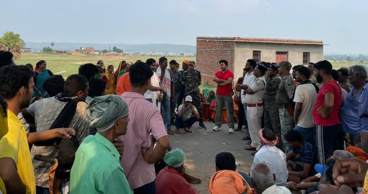 Villagers surrounded BGR officials for 10 hours, demanding tripartite ...