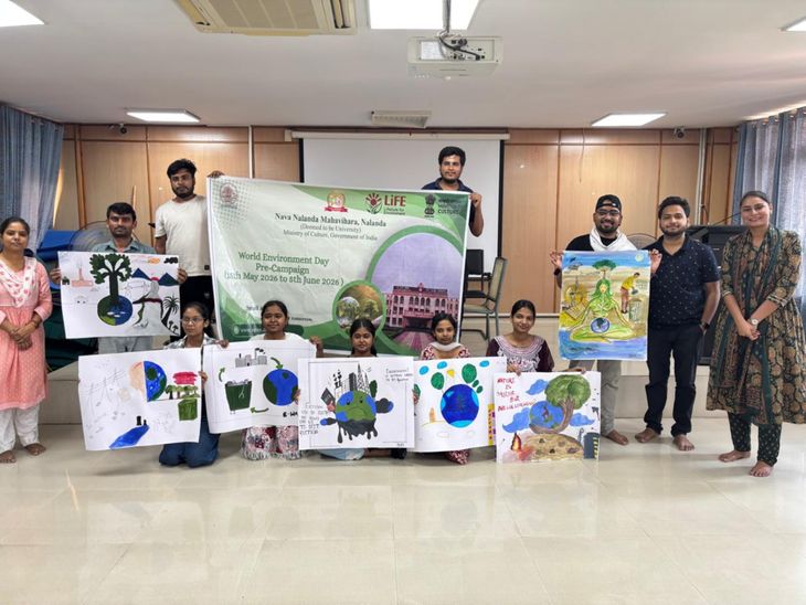 Message of reducing e-waste given through posters and quiz