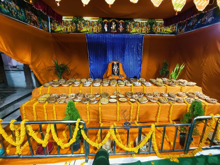 56 offerings made from 101 kg of pure ghee were offered to Lord ...