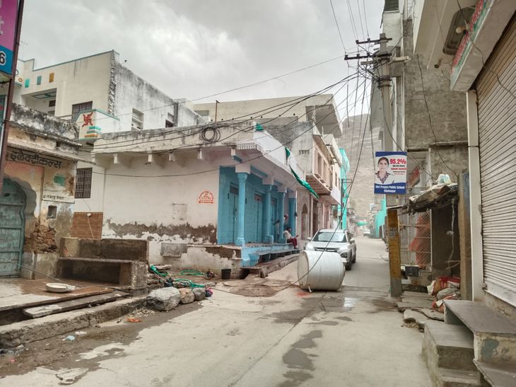 Bhinay Rain Brings Relief From Heatwave, Strong Winds Cause Damage