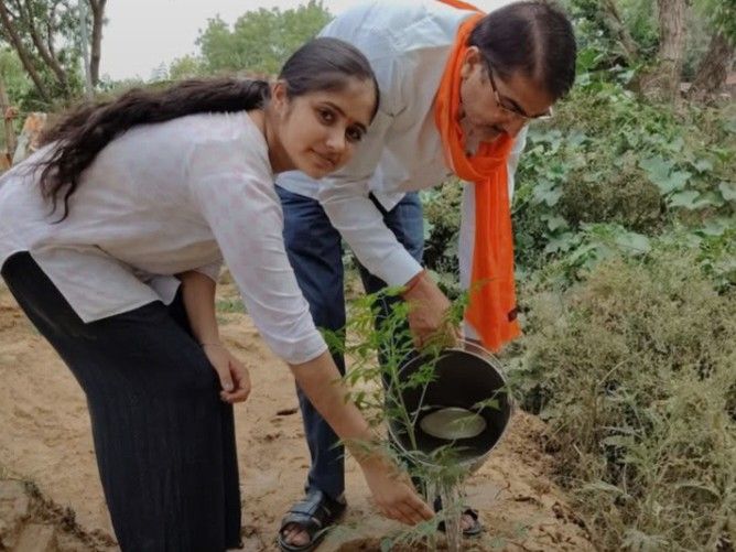 DeviGanj BJP Plant Trees | World Environment Day Green Message