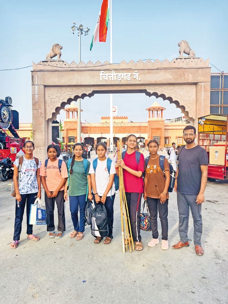 7 Aryan warrior women leave for a 10-day camp