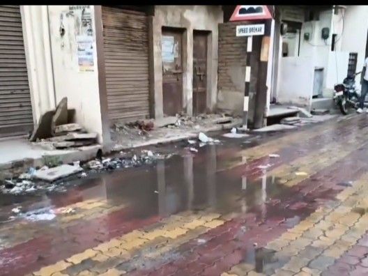 Mirzapur Sabri Phatak Drain Overflow | Health Hazard