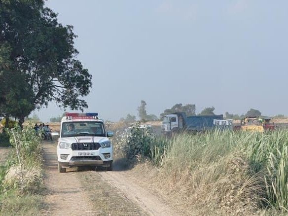 Lakhimpur Illegal Sand Mining: 2 Tractors Seized, 1 Dumper Fined