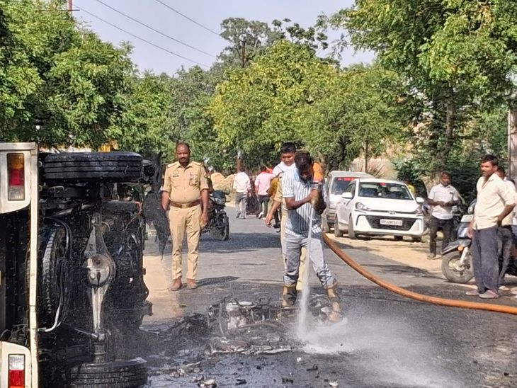 Unnao Accident: Bike Dragged by Loader, Catches Fire