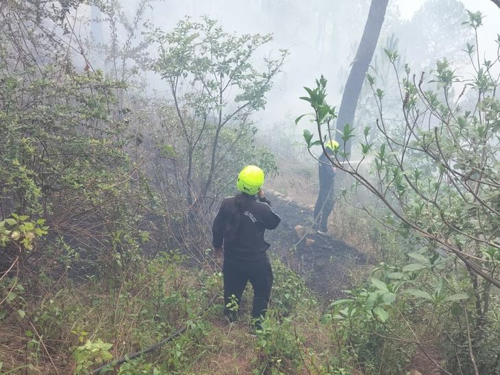 Garud Fire Brigade Stops Cylinder Fire Incident in Tani Khet