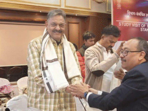 MP Falls Sick in Ladakh | Oxygen Support for MPs