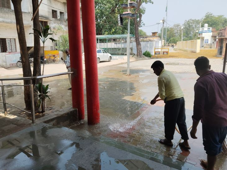CHC Kurebhar Hospital Special Cleaning Amidst Heat Wave; Patients ...