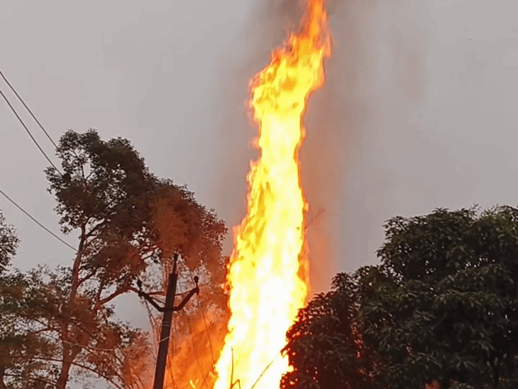 Hatwa Village Fire: 50-Meter Flames Threaten 11000 Volt Wires