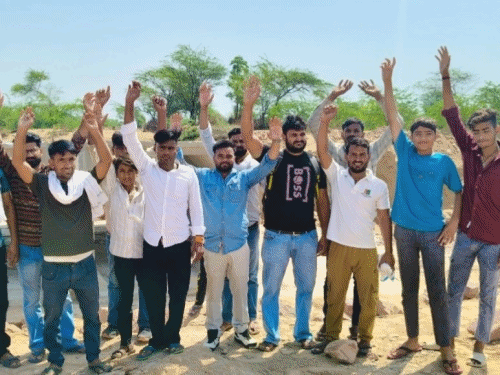 Biyana Villagers Protest Bridge Construction Quality; Warn of Stir