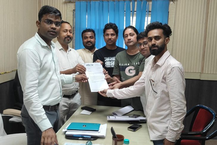 A memorandum was submitted regarding the delay in distribution of ...