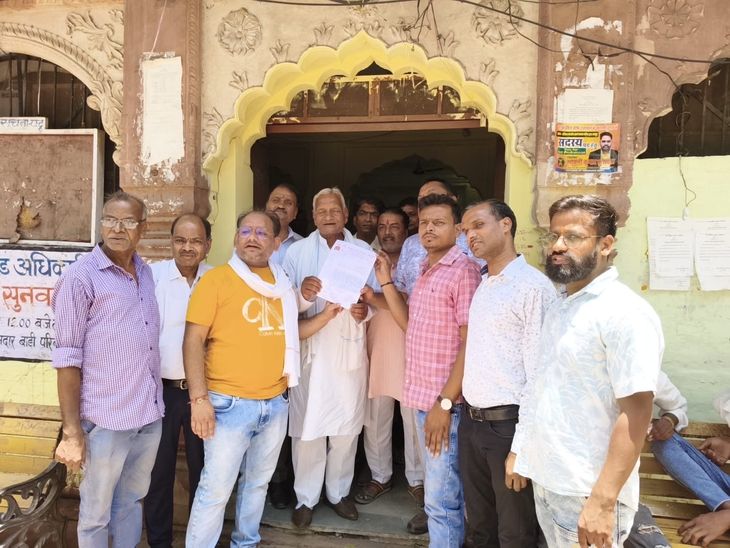 Agrawal and Brahmin community condemned the MP's statement
