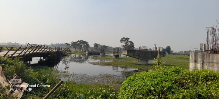 The construction of the bridge near Ilahi Tola is incomplete, forcing ...