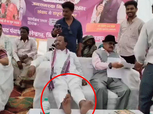 Chhattisgarh Ministers Viral Video Sparks Controversy | Ramvichar Netam