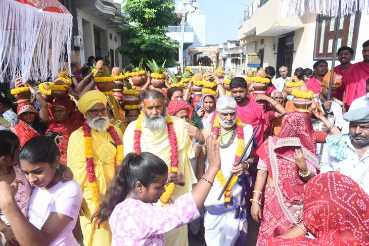 Vishnu-Lakshmi Mahayagna begins in Chhoti Harni, completion on 14th