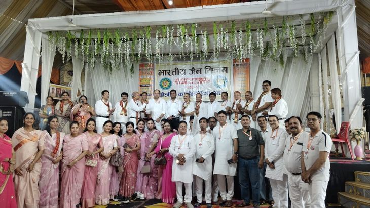 Meeting of Bharatiya Jain Milan, brainstorming done on organization ...