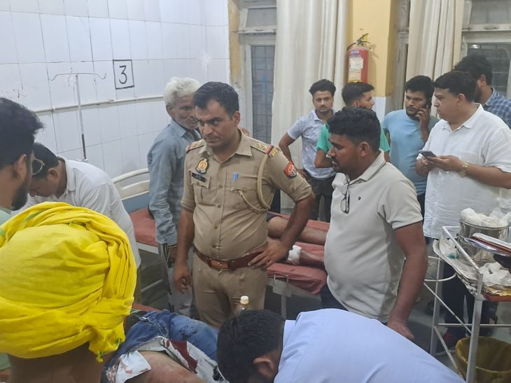 Sadabad Mathura Road Bike Accident | Youth Dies, Two Critically Injured