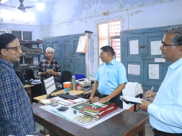 Vidisha DEO Office Inspection | Collector Orders Record Management Reforms