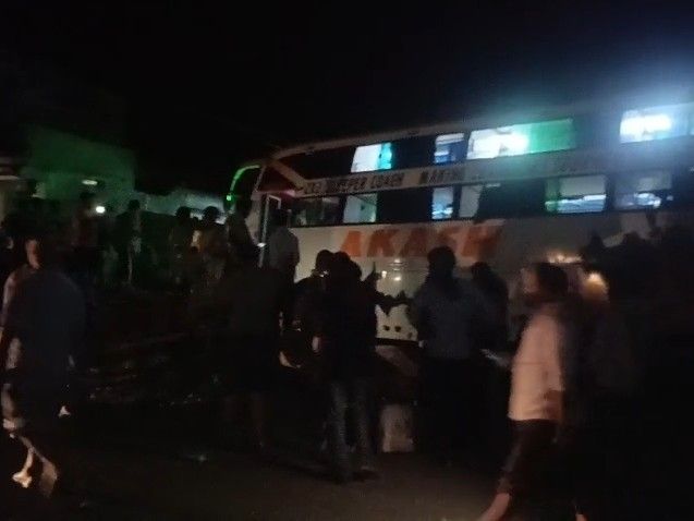 Bus Accident in Mandla MP | Passengers Safe, Departed by Another Bus