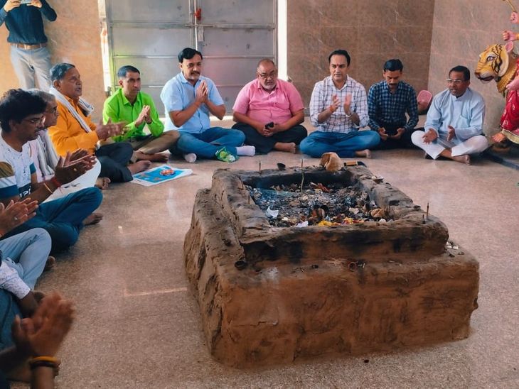 Modi Govt 12 Years Record | Jalesar Havan Yagna Celebrates Nehrus Defeat