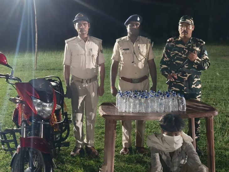 27L Nepali Sharab Seized | Bike Recovered at Manikpur Border