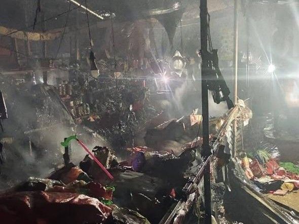 Santkabirnagar Singar Shop Fire | Lakhs Goods Damaged, Woman Livelihood ...